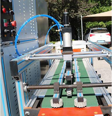 Single Head Vacuum Spraying Machine